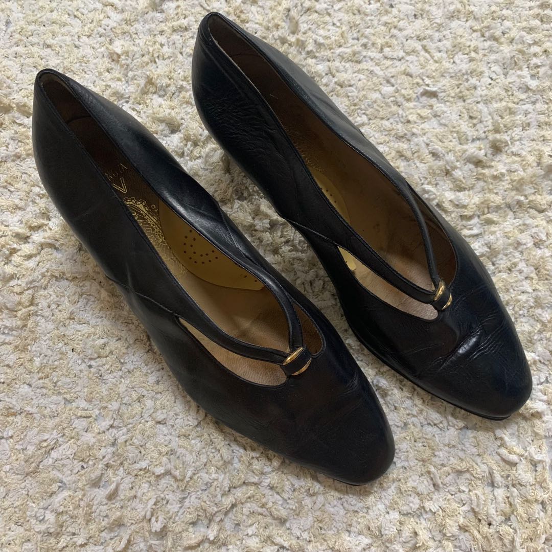 Japan GINZA YOSHINOYA black heels shoes, Women's Fashion, Footwear ...