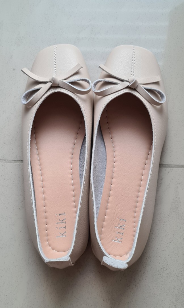 KiKi Beige Shoes with ribbon, Women's Fashion, Footwear, Flats on Carousell