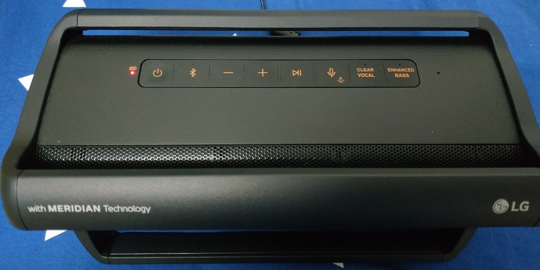 LG PK7 Bluetooth Speaker, Audio, Soundbars, Speakers & Amplifiers on ...