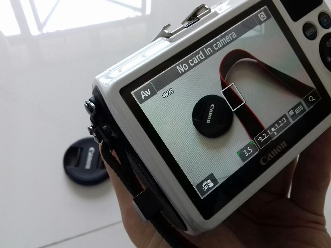 M2 Canon mirrorless with 18-55mm kit, Photography, Cameras on Carousell