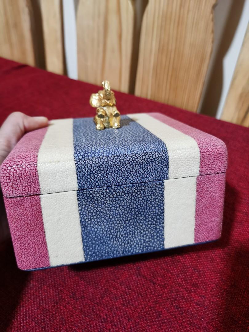 Manop rachote stingray leather jewelry box, Women's Fashion, Jewelry ...