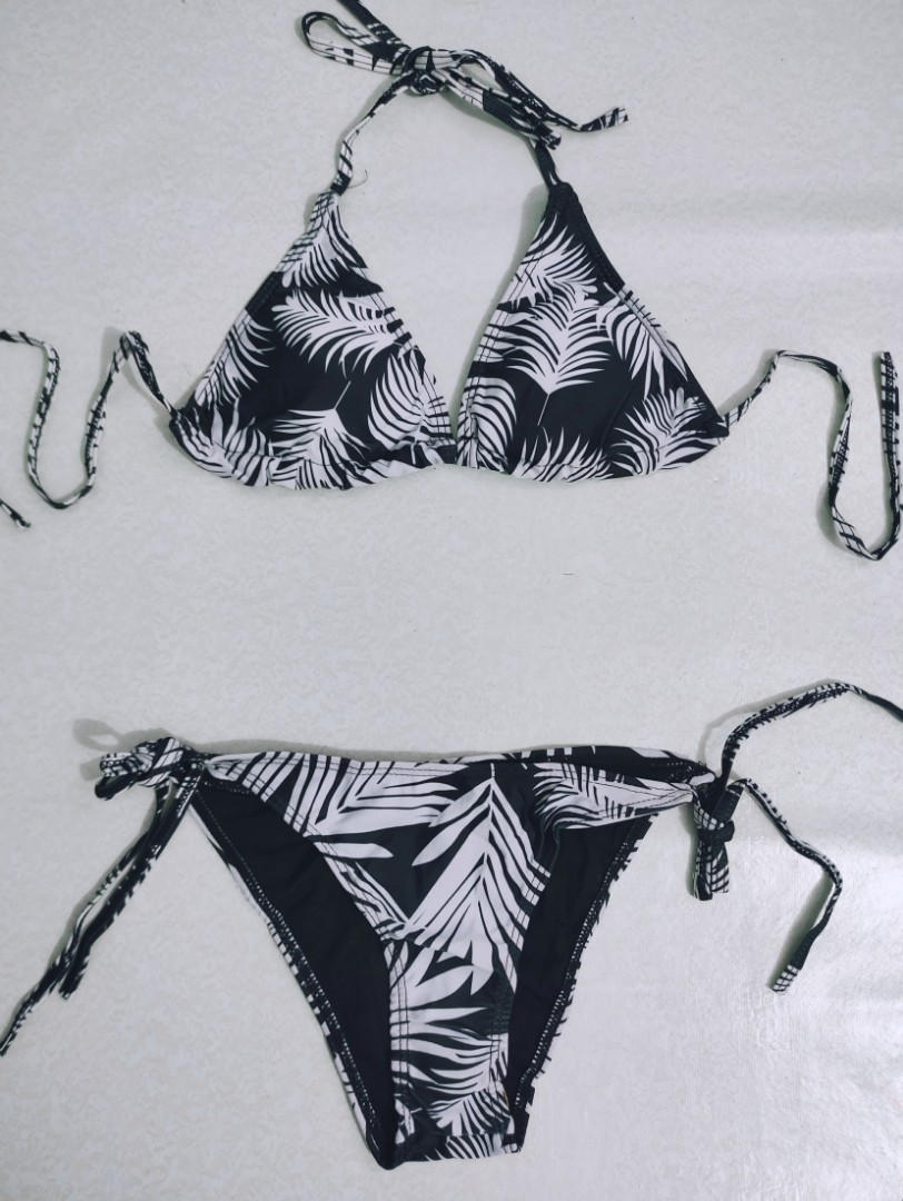 Palm tree string bikini, Women's Fashion, Swimwear, Bikinis & Swimsuits ...