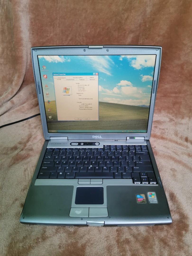 Retro Dell Windows XP Laptop D-Sub 9 pins Parallel Port IT Good Yishun ...