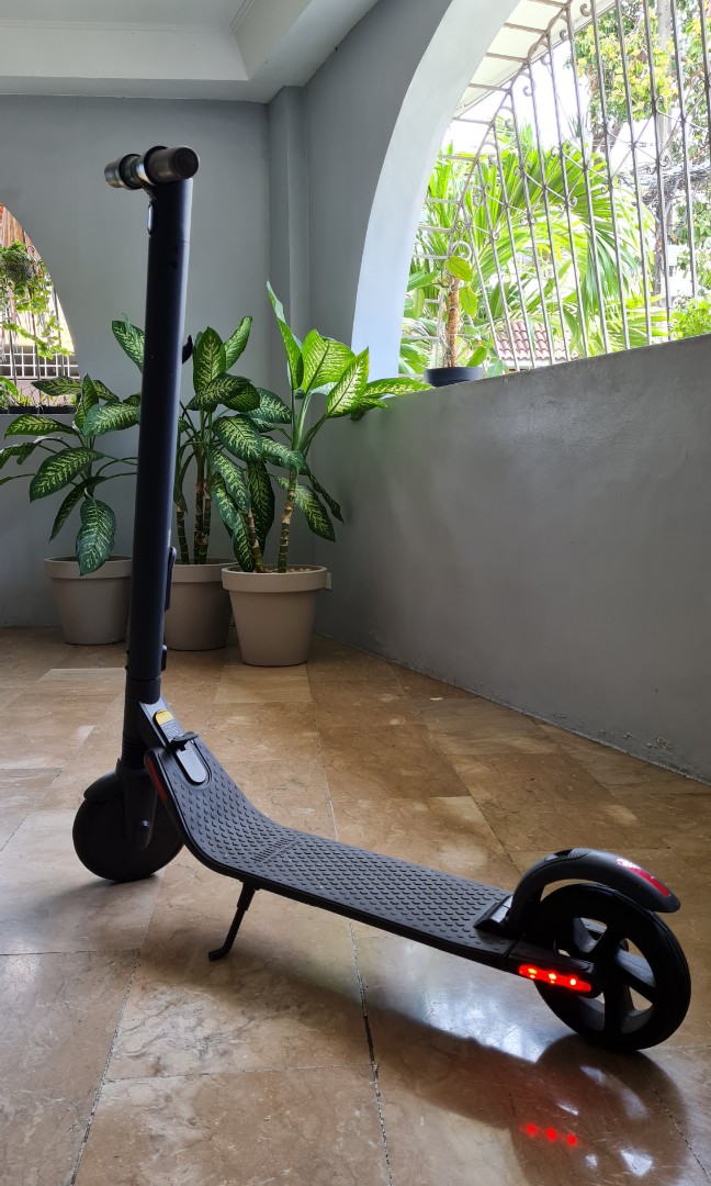 Segway ES2 COMPLETE WITH Box and Charger, Sports Equipment, Sports ...