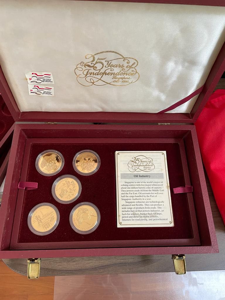SG 25th anniversary gold coin set, Hobbies & Toys, Memorabilia ...