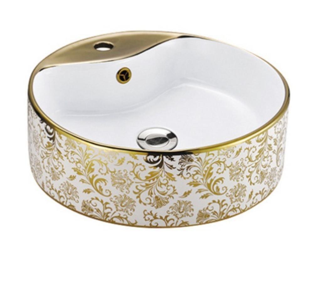 toilet basin, Furniture & Home Living, Bathroom & Kitchen Fixtures on ...