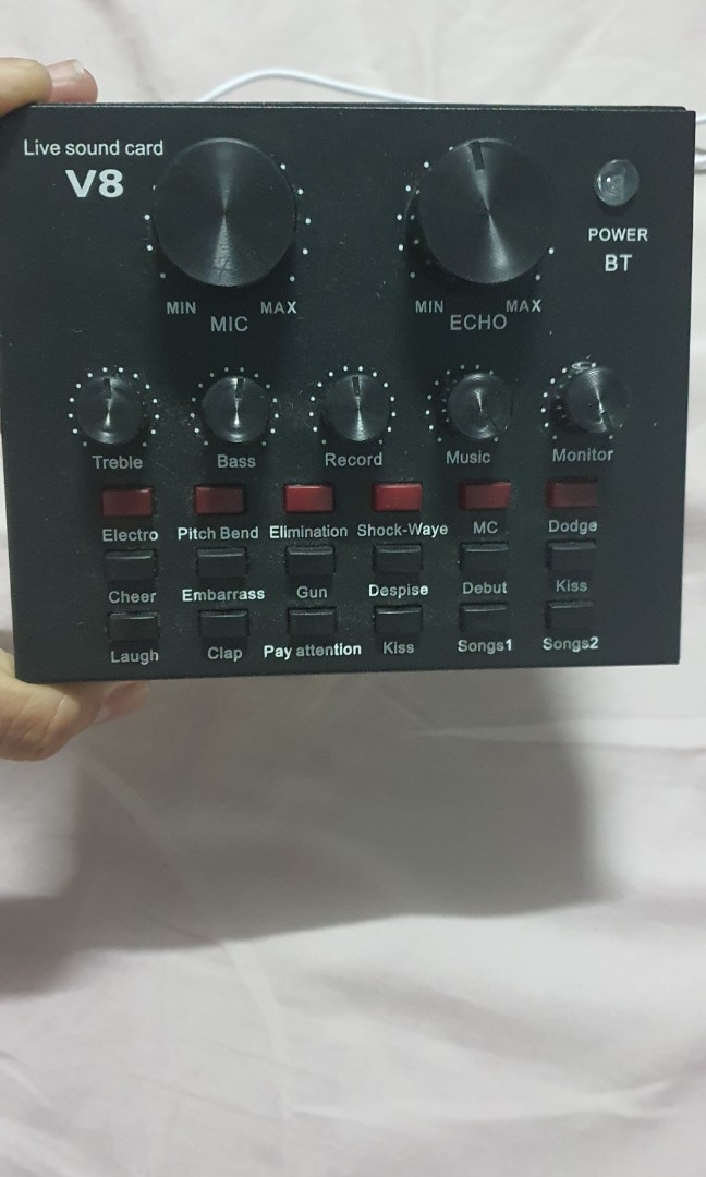 V8 sound card, Audio, Soundbars, Speakers & Amplifiers on Carousell