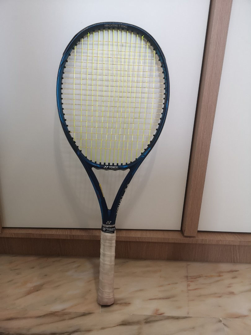 Yonex Ezone tour 98 2020 L3, Sports Equipment, Sports & Games, Racket ...