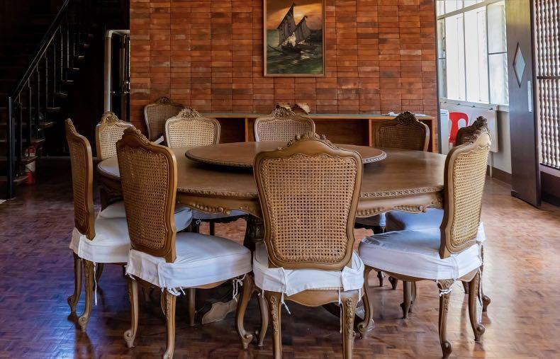 [SET] Antique Narra Dining Table with Lazy Susan and 8 Narra/Solohiya ...