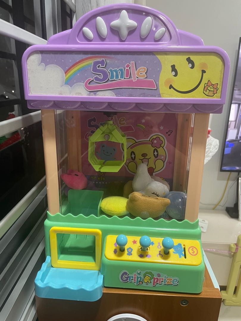 Claw machine, Babies & Kids, Infant Playtime on Carousell