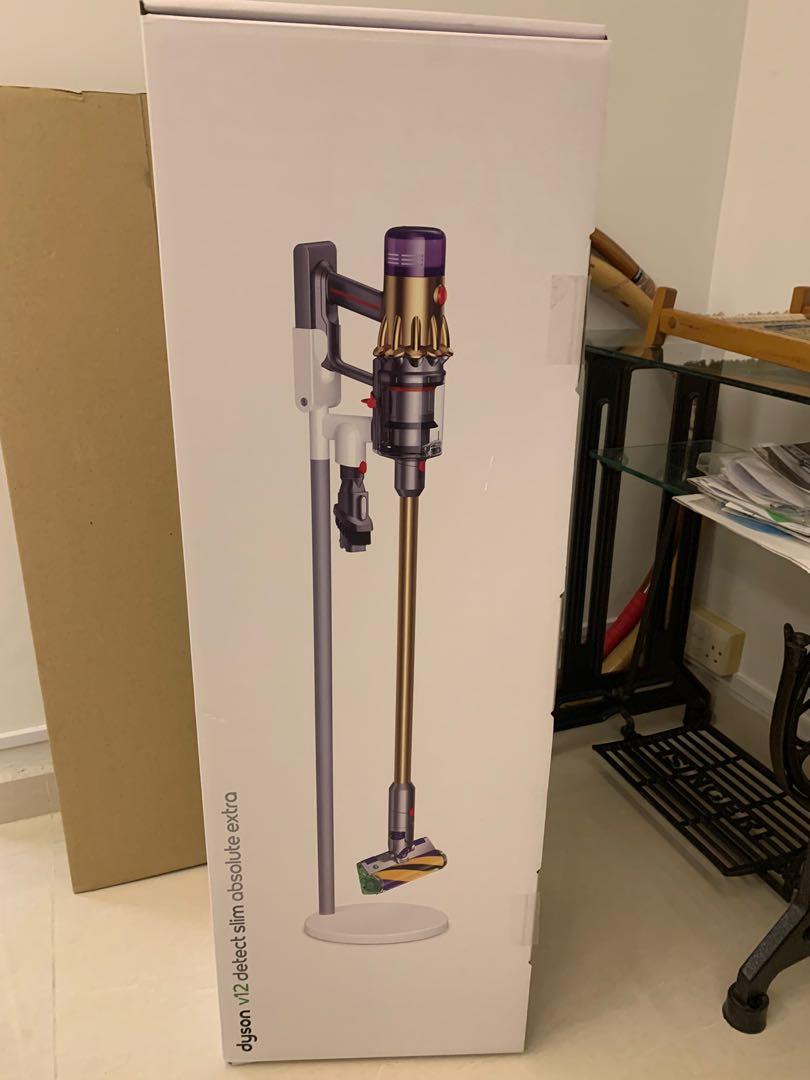 Dyson V12 carton box, TV & Home Appliances, Vacuum Cleaner ...