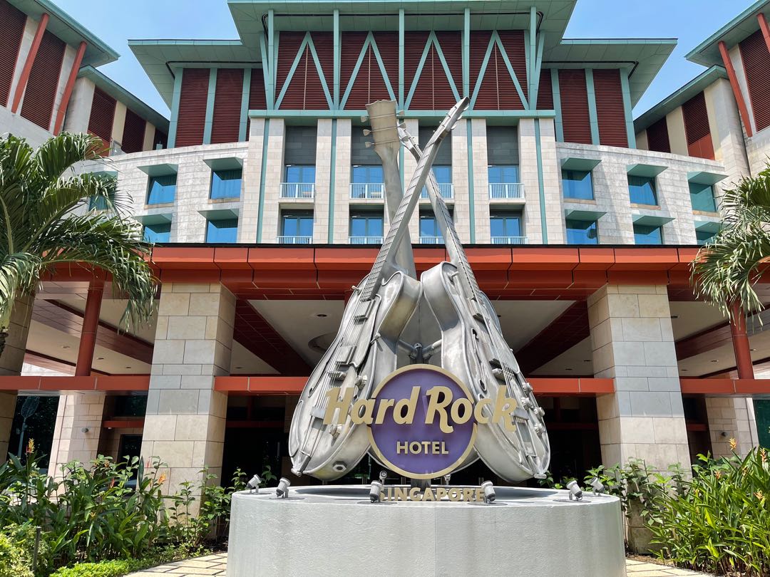 Hard Rock® Hotel Singapore - RWS Sentosa , MBS Marina Bay sands Hotel ...