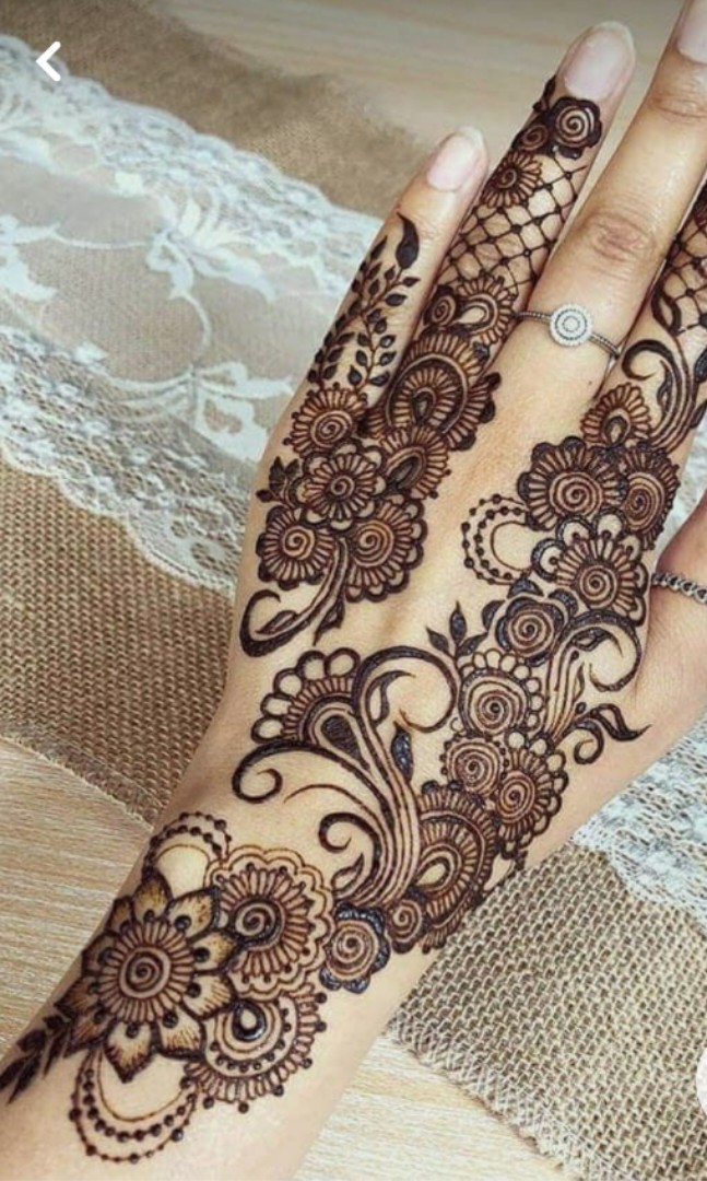 Henna service, Lifestyle Services, Beauty & Health Services on Carousell
