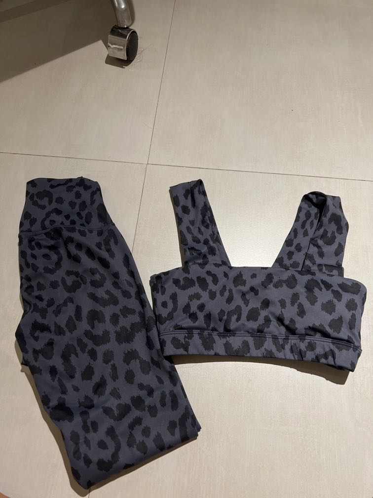 Leopard print set, Women's Fashion, Activewear on Carousell