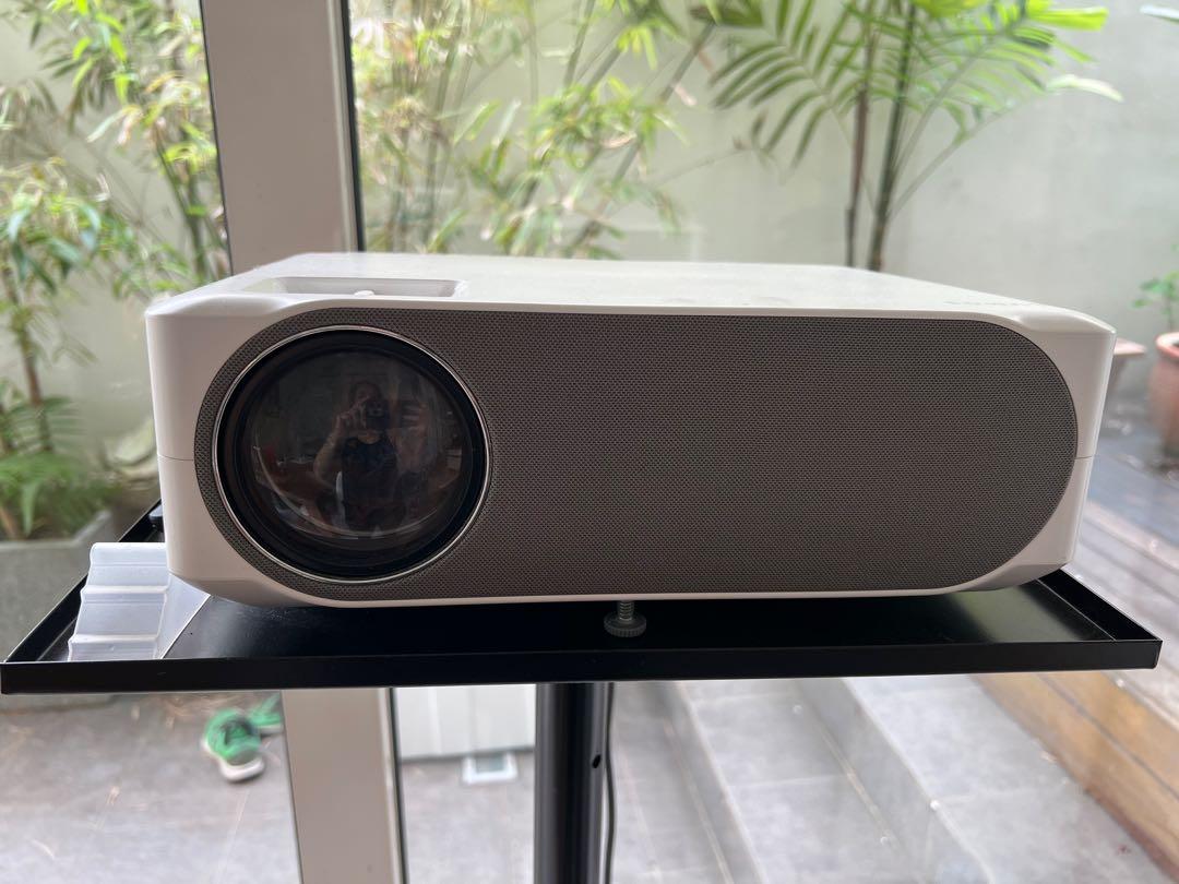 LUMOS AURO Home Cinema Short Throw Projector - Bundle: Smart + RIZE Stand, TV & Home Appliances ...