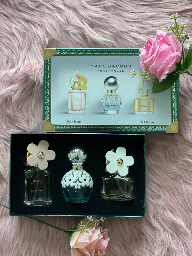 Marc Jacobs Miniature Set 3 in 1, Beauty & Personal Care, Fragrance ...