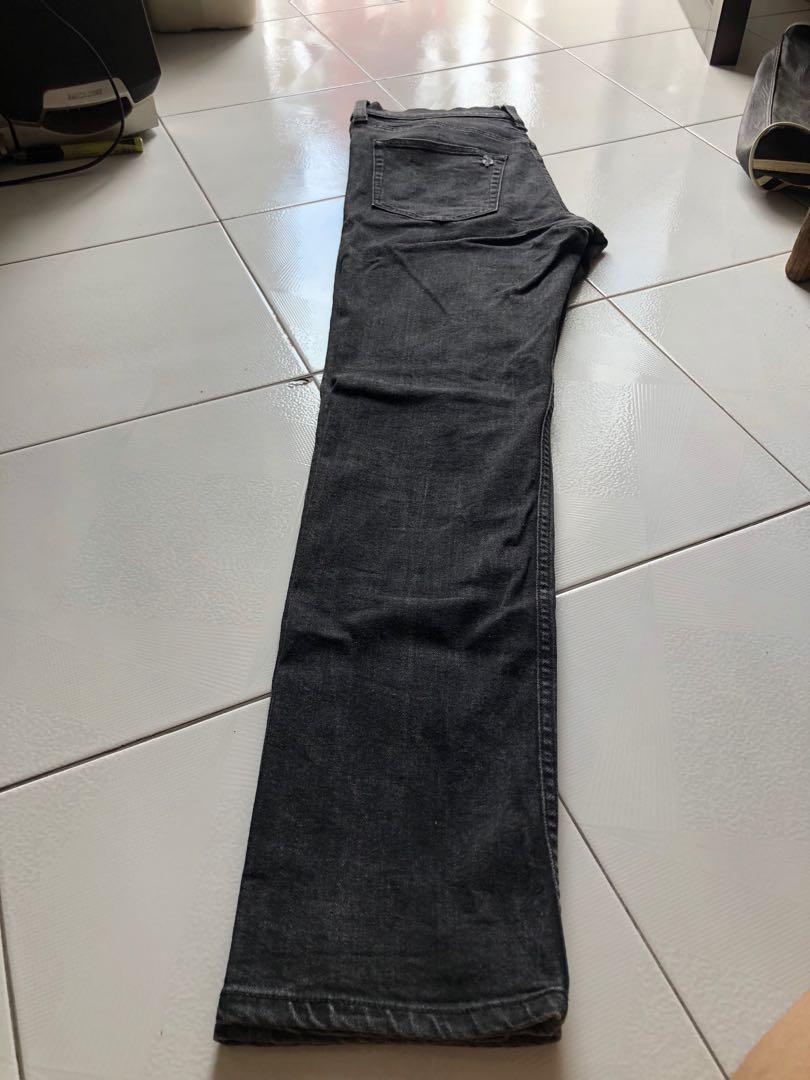 MUJI STRACTABLE JEANS 511 LEVIS CUTTING, Men's Fashion, Bottoms, Jeans ...