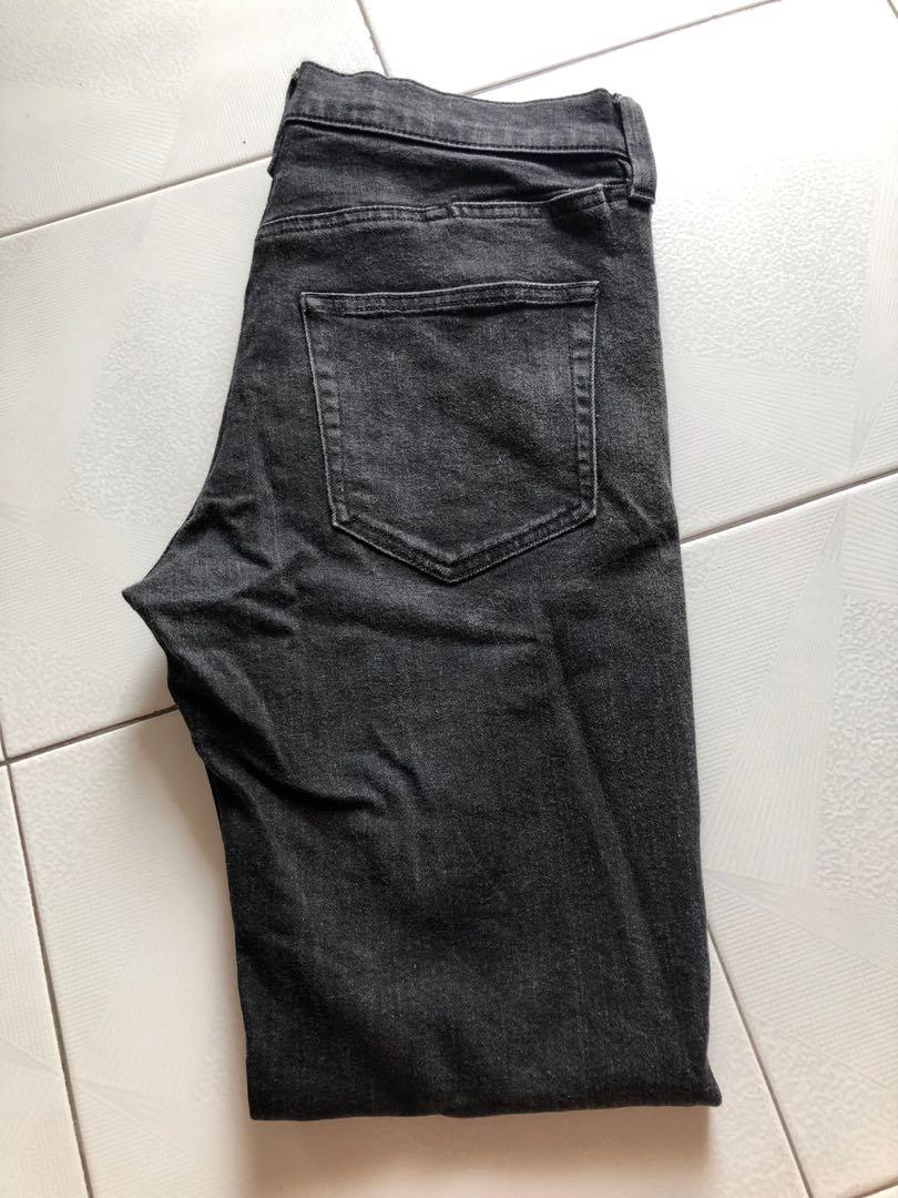 MUJI STRACTABLE JEANS 511 LEVIS CUTTING, Men's Fashion, Bottoms, Jeans ...