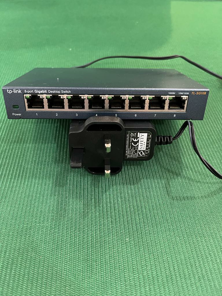 Tp-link 8 port Gigabit (TL-SG 108) Network switch, Computers & Tech ...