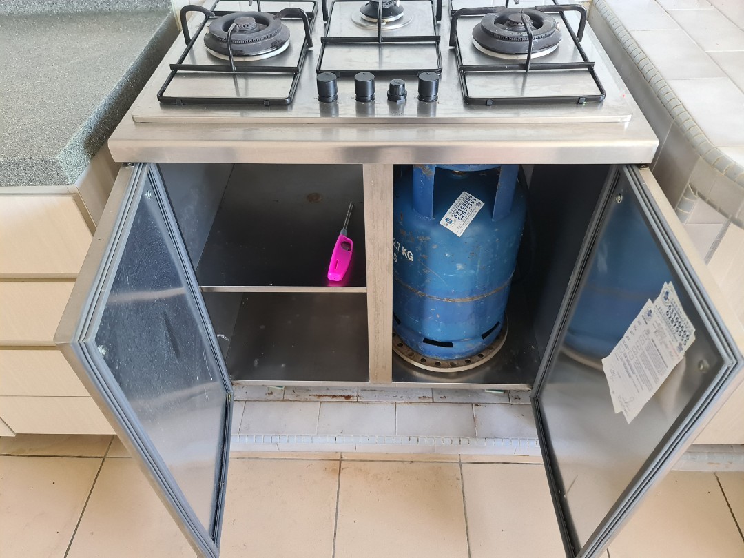 Turbo Stand alone Cooker, Furniture & Home Living, Kitchenware ...