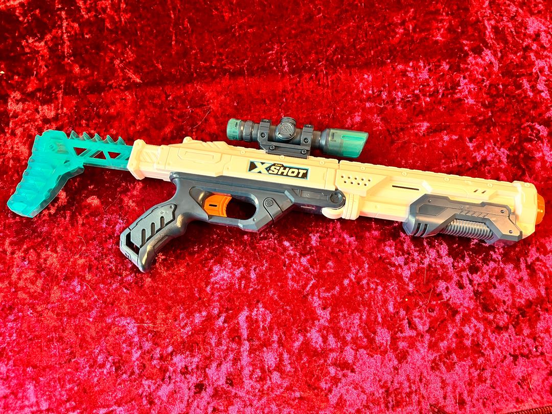 Zuru X Shot Gun with Foam Bullets, 興趣及遊戲, 玩具 & 遊戲類 - Carousell