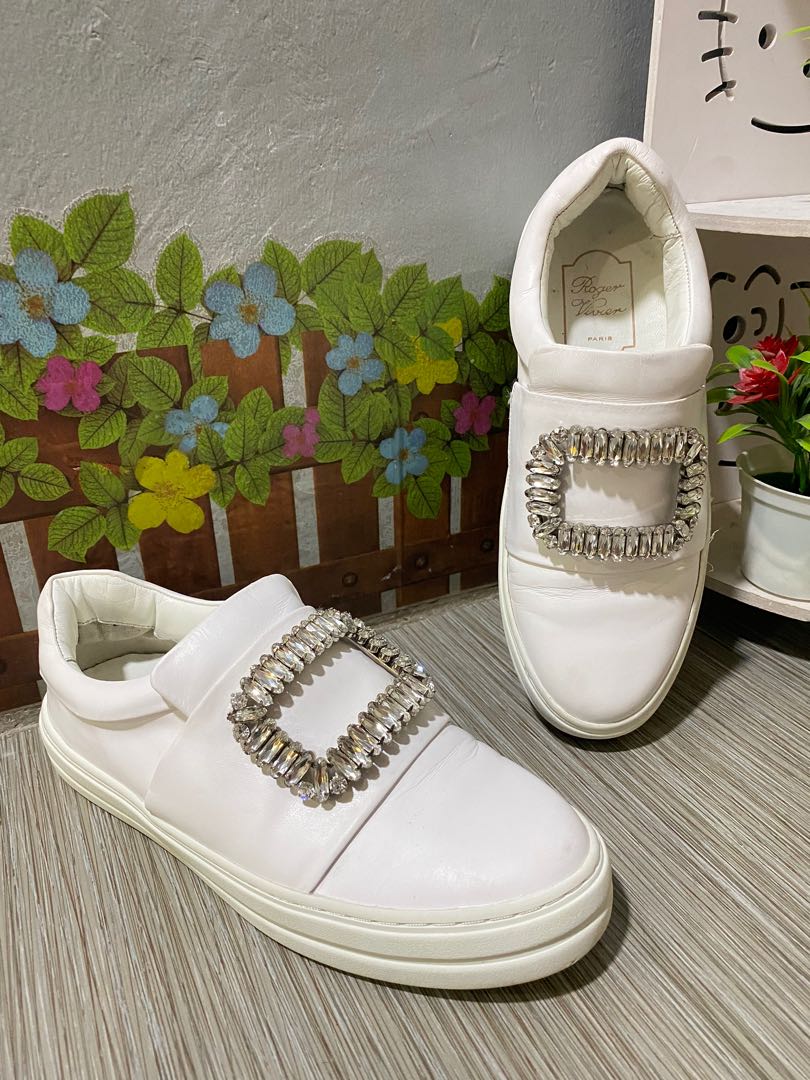 Auth Rv Roger vivier 39, Women's Fashion, Footwear, Sneakers on Carousell