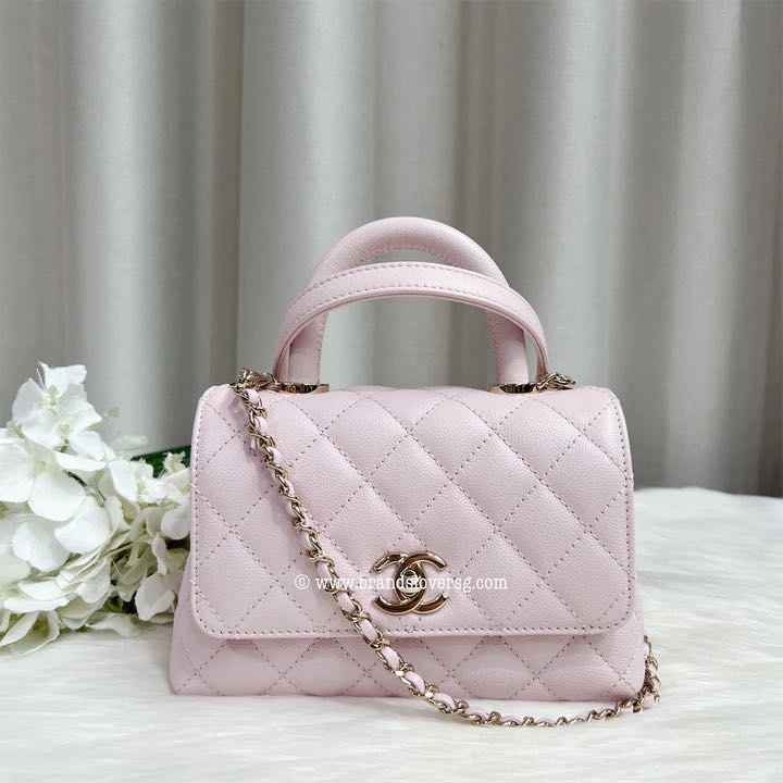 ️SOLD ️ Chanel Mini 19cm Coco Handle in 22P Pink Caviar LGHW, Luxury ...