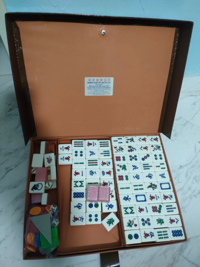 Complete Set Mahjong Set (Pink Color Tiles), Hobbies & Toys, Toys ...
