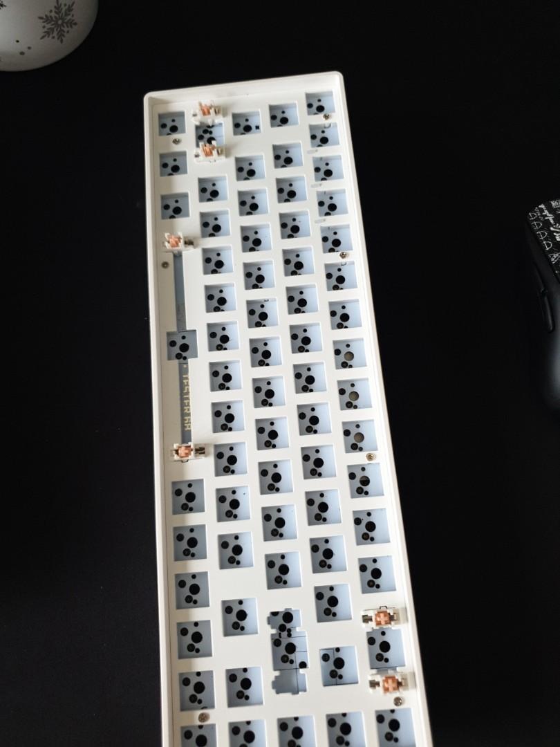 Custom Case for switches and keycaps ! CIV TESTER 68% KEYBOARD ...