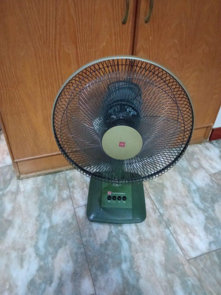KDK 12” Table Fan, Furniture & Home Living, Lighting & Fans, Fans on ...