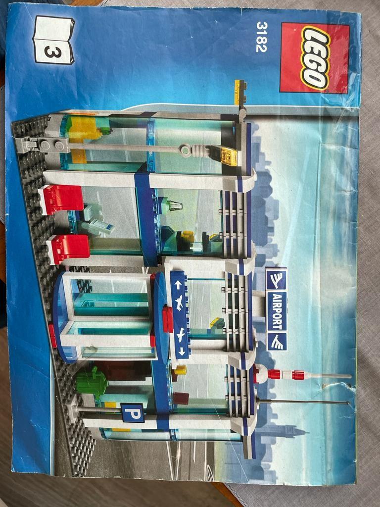 LEGO City Airport - 3182, Toys & Collectibles, Mainan di Carousell
