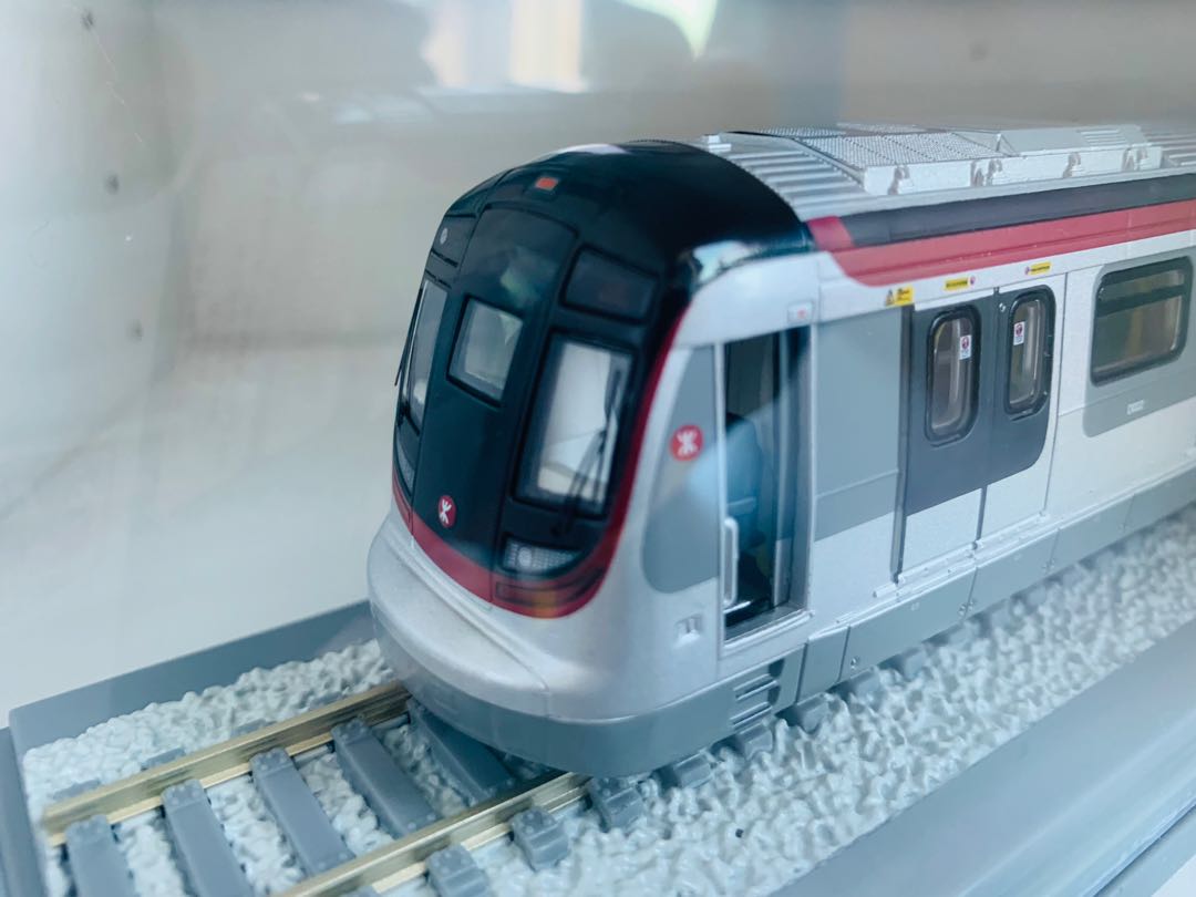 R-Train 港鐵列車模型MTR TRAIN MODELS 黃頭 1:87 K-Train, 興趣及遊戲, 收藏品及紀念品, 明星周邊 ...