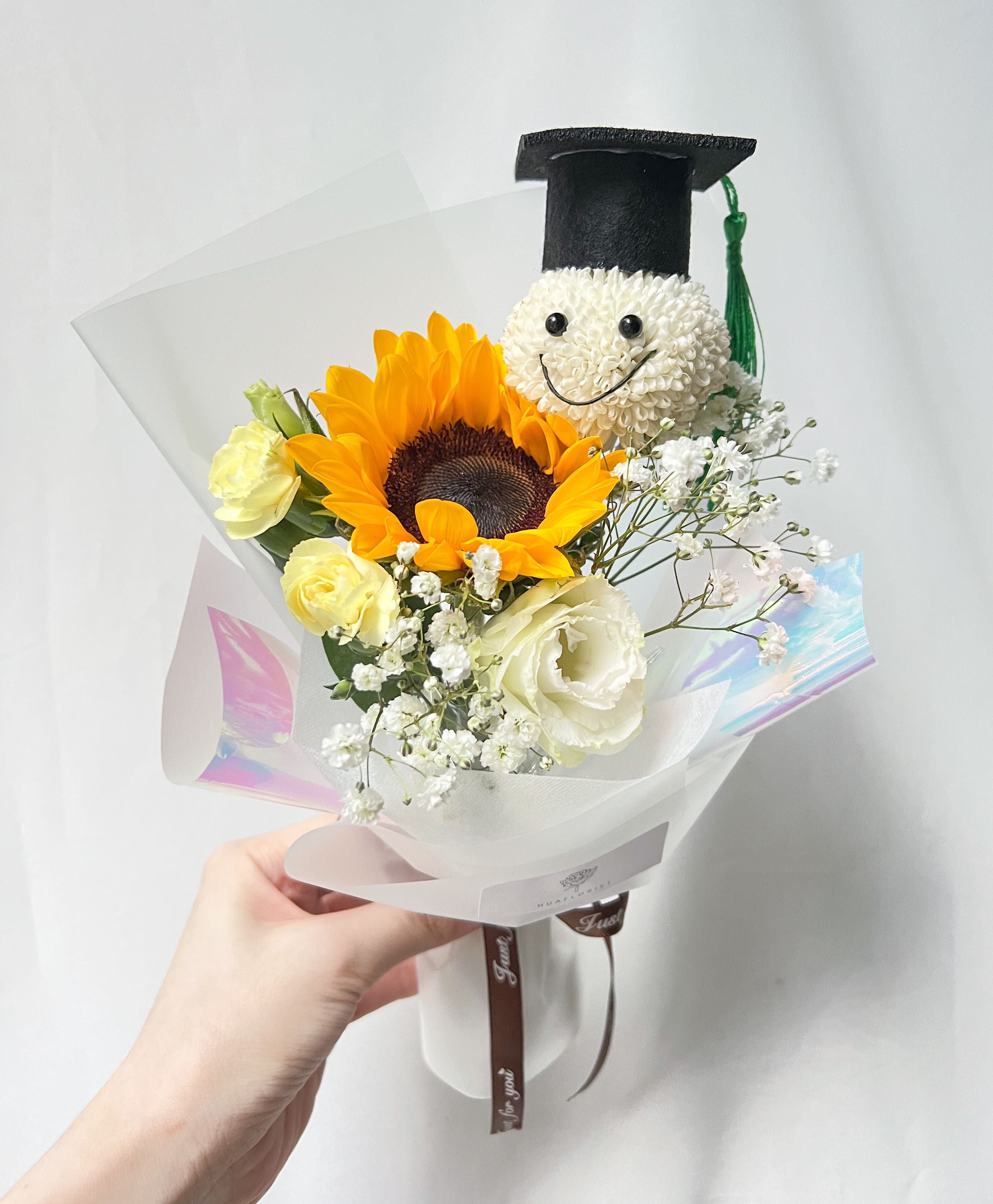 Sunflower Graduation Bouquet | Birthdays | Graduation | Anniversaries ...