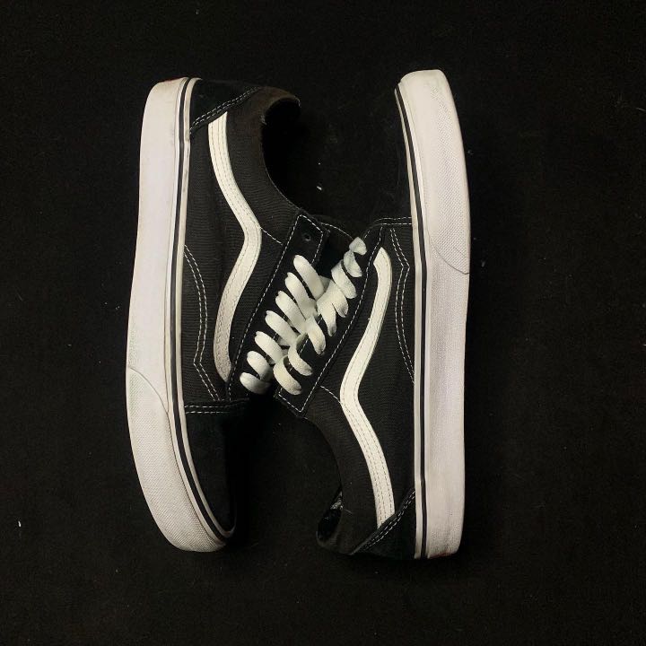 vans os, Men's Fashion, Footwear, Sneakers on Carousell