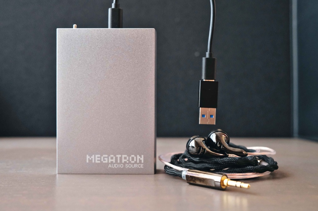 Venture Electronics Asura 3.0FE + Megatron, Audio, Earphones on Carousell