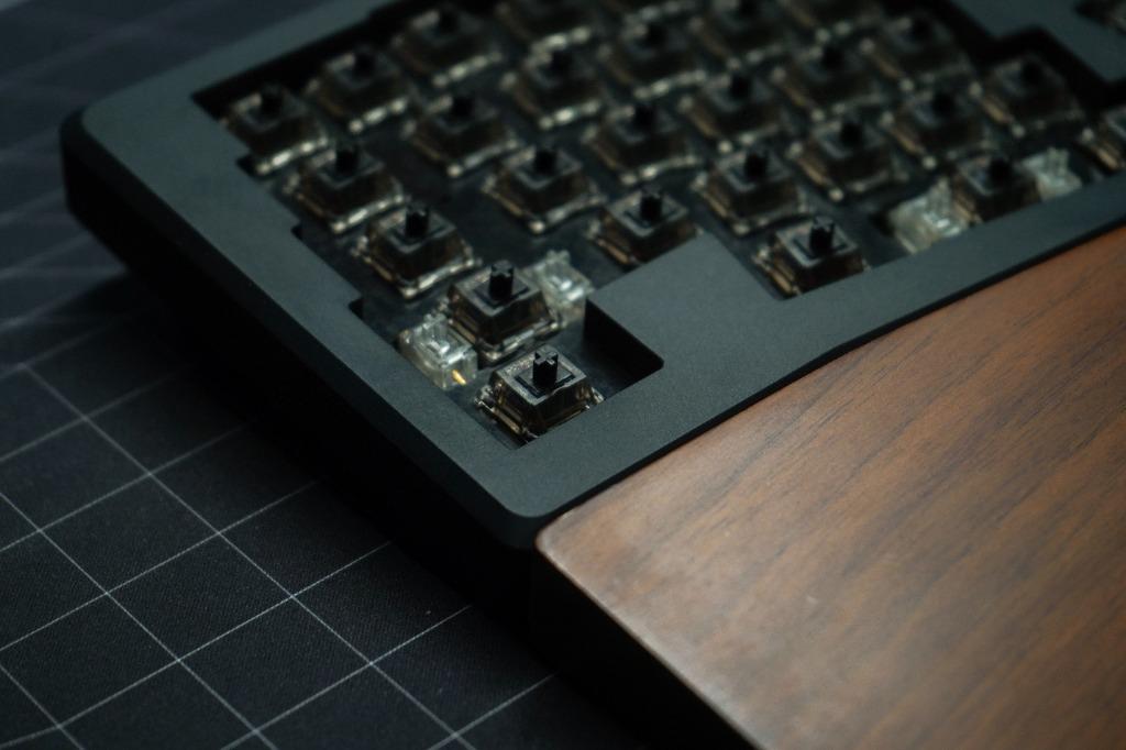 Vulcan X KBDFans Maja Mechanical Keyboard Kit (Alice Layout), Computers ...