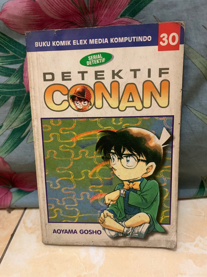 Buku Komik Detektif Conan edisi 30, Buku & Alat Tulis, Buku di Carousell