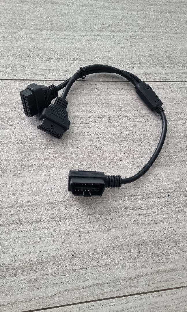 OBD SPLITTER 2 IN 1, Car Accessories, Electronics & Lights on Carousell
