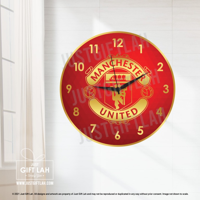 Red and Gold Manchester United Wall Clock, Furniture & Home Living ...