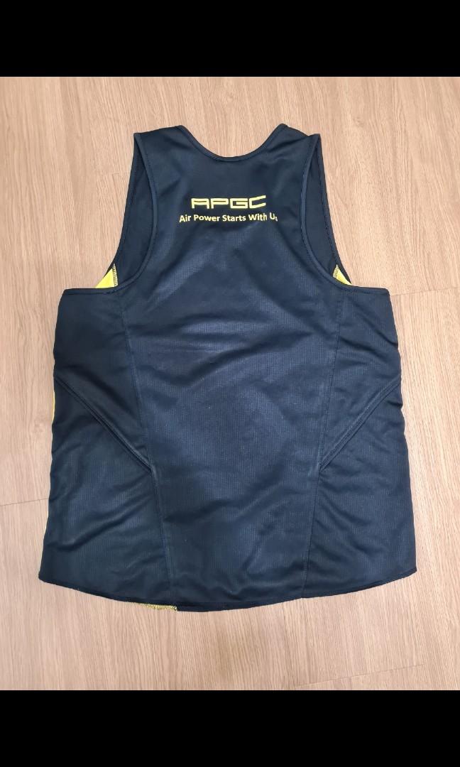 RSAF APGC PT Singlet, Men's Fashion, Activewear on Carousell