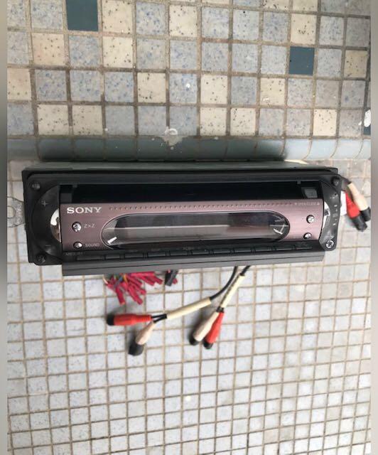 Sony MEX-R1 DVD player. 1 Din size, Car Accessories, Accessories on ...