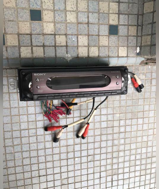 Sony MEX-R1 DVD player. 1 Din size, Car Accessories, Accessories on ...