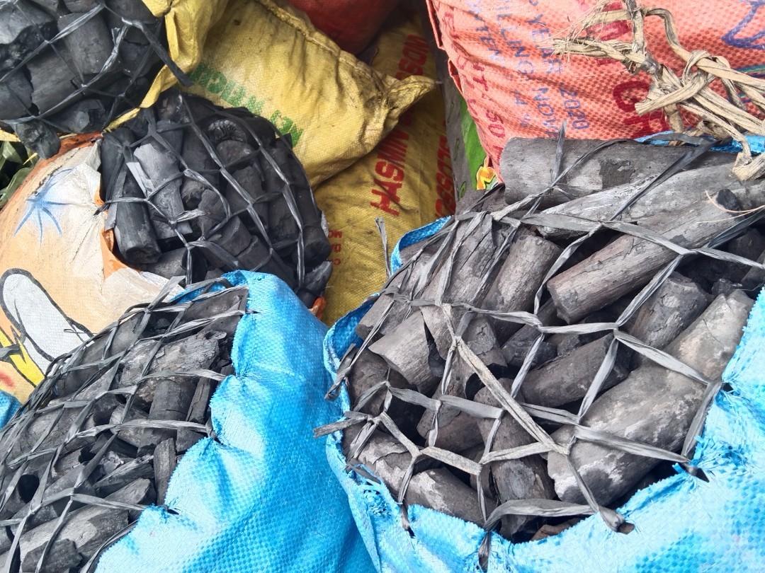 Uling for sale, Furniture & Home Living, Kitchenware & Tableware ...