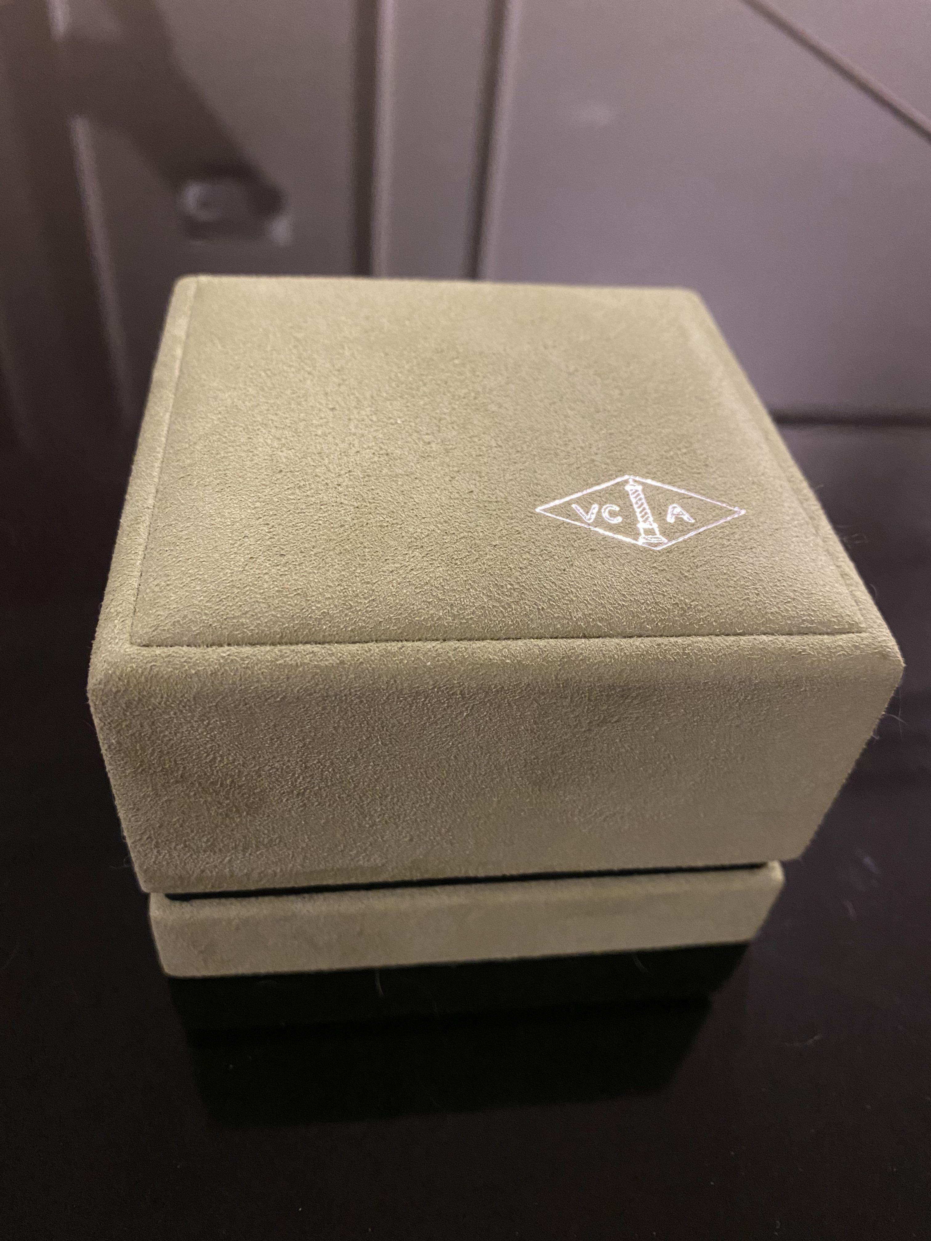 Rare Van Cleef and Arpels double ring box, Luxury, Accessories on Carousell