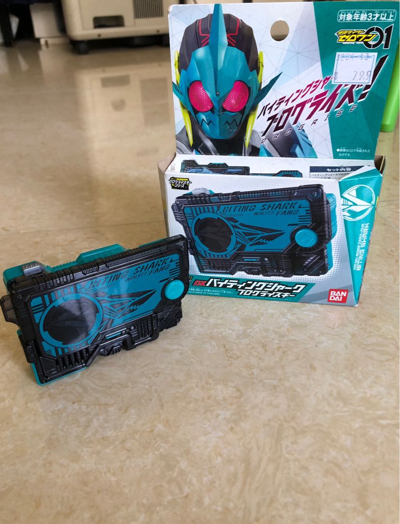 Zero one Biting Shark, 興趣及遊戲, 玩具 & 遊戲類 - Carousell