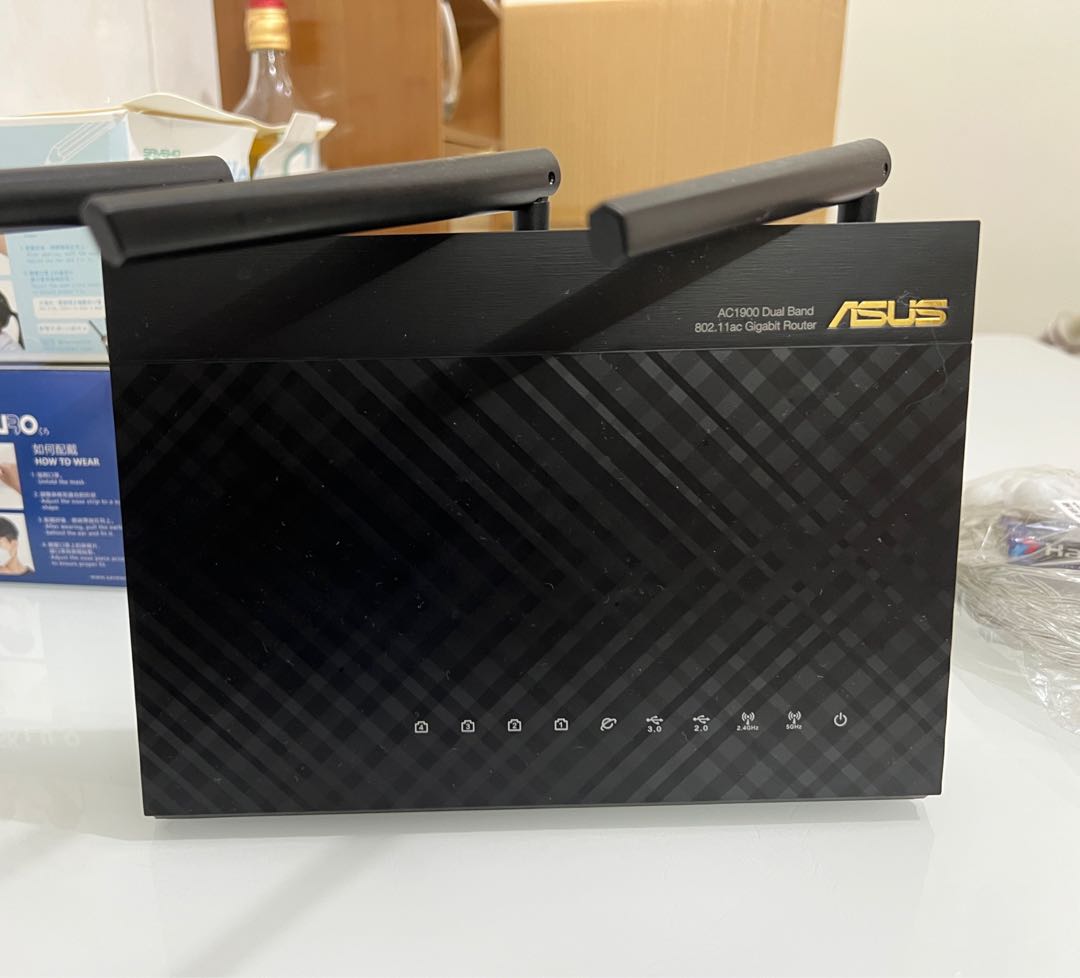 華碩 Router AC1900 Dual Band, 電腦＆科技, 電腦周邊及配件, Wifi及上網相關產品 - Carousell