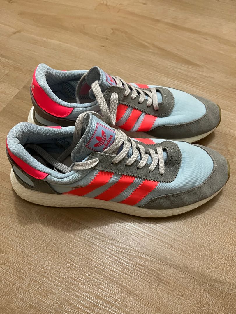 Adidas originals iniki, Men's Fashion, Footwear, Sneakers on Carousell