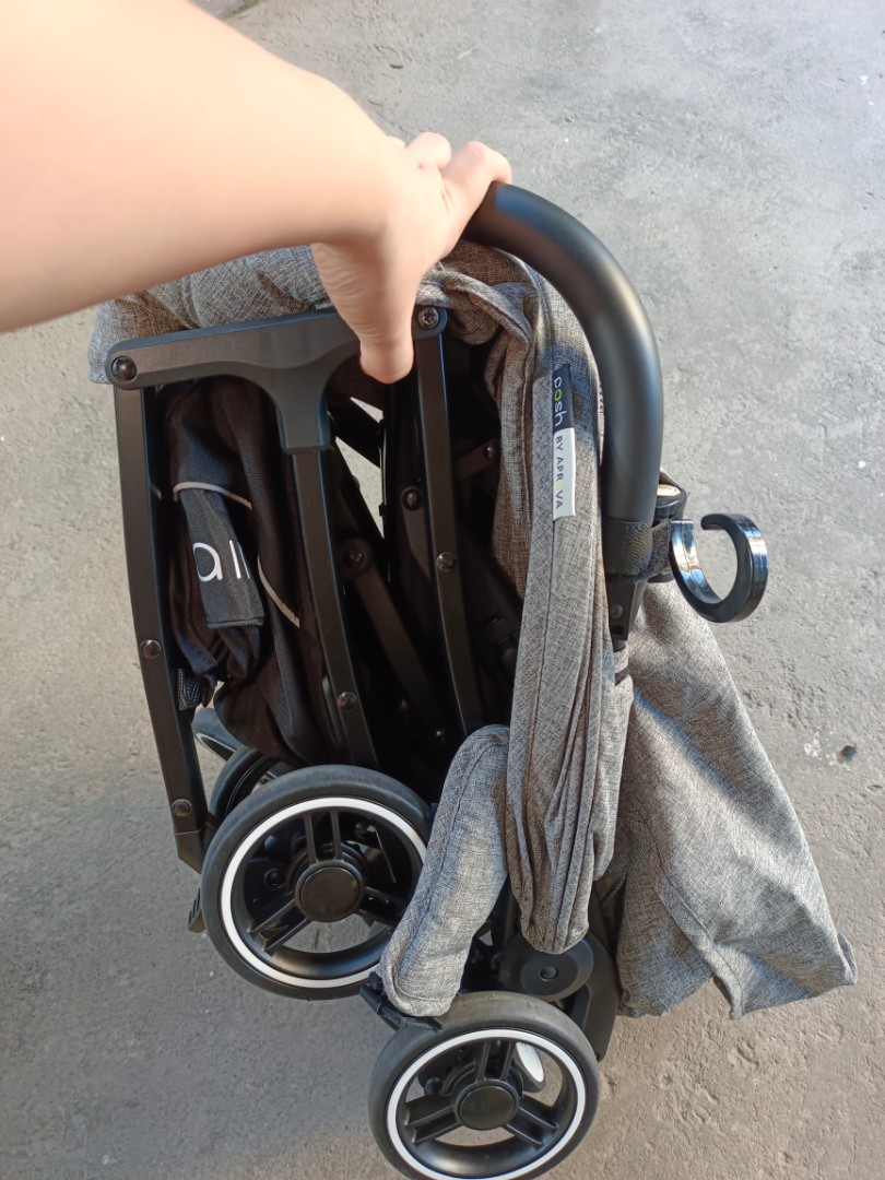 Apruva Airlite Compact Stroller, Babies & Kids, Going Out, Strollers on ...