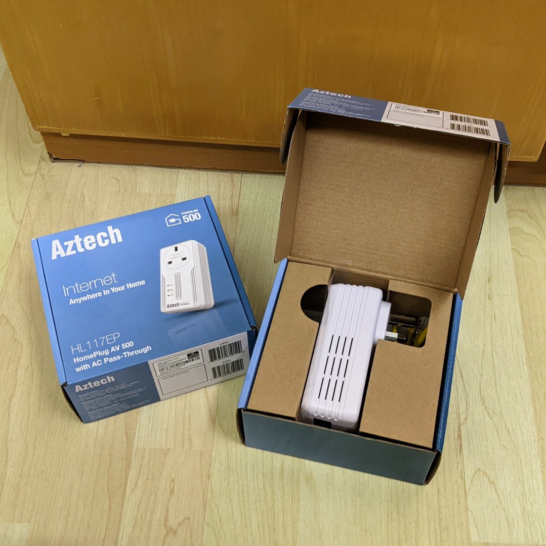 Aztech HomePlug Powerline Adapter HL117EP, Computers & Tech, Parts ...