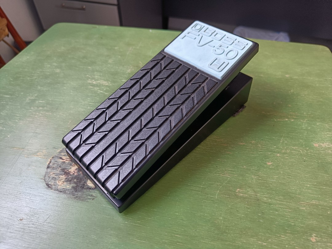 Boss FV50 Volume pedal, Hobbies & Toys, Music & Media, Musical ...